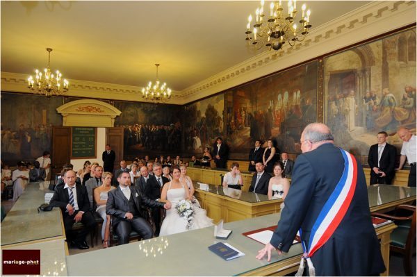 French Wedding And French Interjection (E.G: Ohlalala....)
