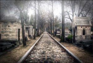 Top 10 Haunted Places in France - Talk in French