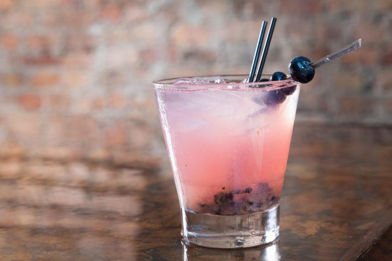 10 Insanely good Parisian cocktails at home | Talk in French