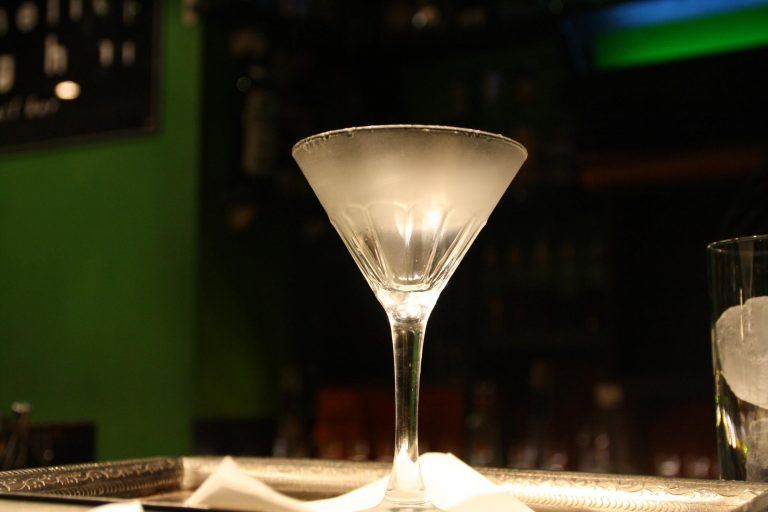 10 Insanely good Parisian cocktails at home | Talk in French