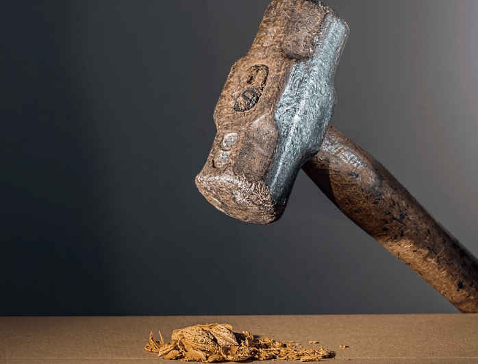 22 Colorful but Fascinating French Insults | Talk in French