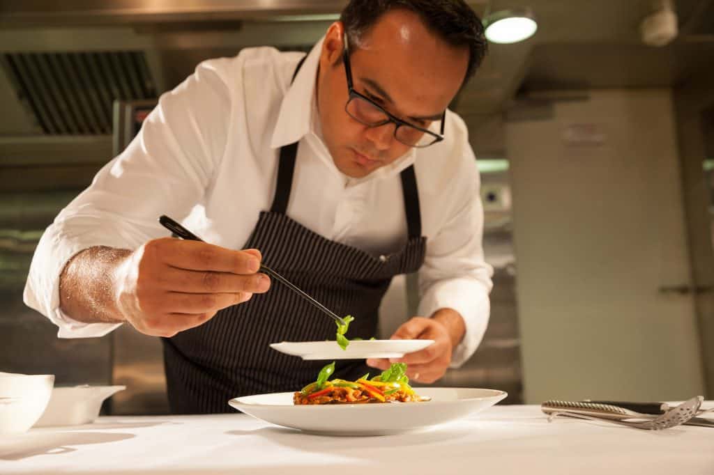A Guide to the Different Kinds of Dining Establishments in France.